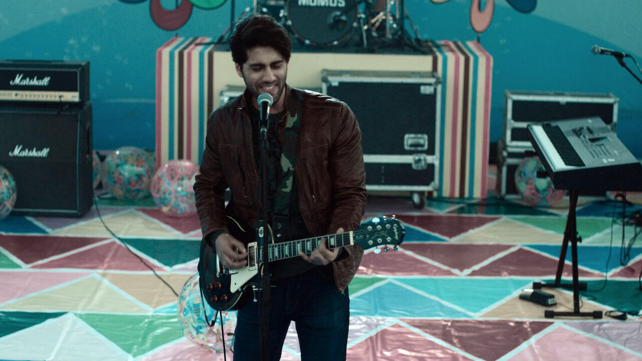 Watch 99 Songs | Netflix